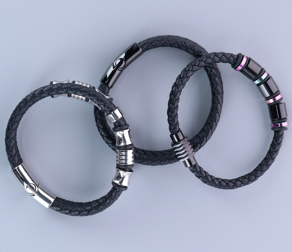 Why Men Should Wear Leather Bracelets